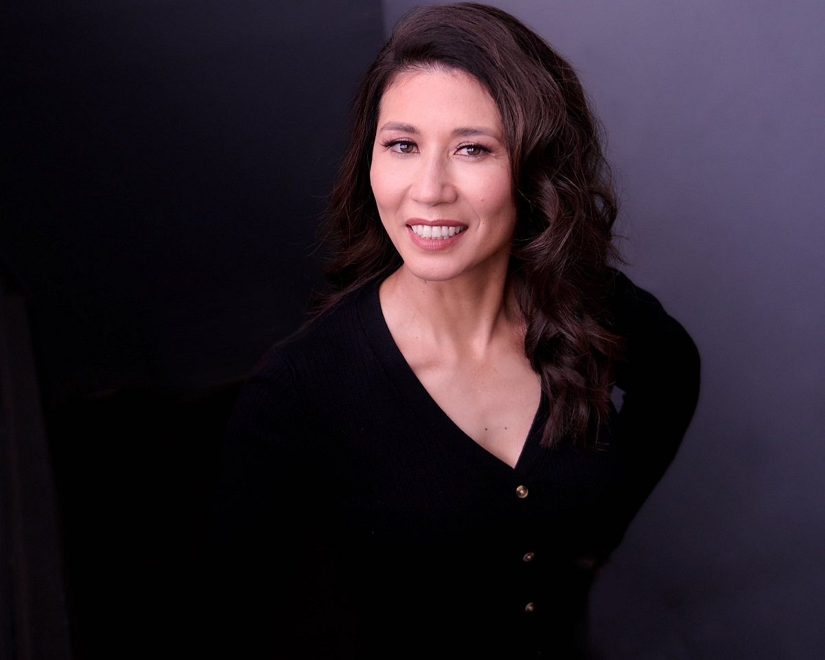 The Laugh Lounge at The Queen's with Jen Sakato (Nanaimo) Tickets at ...