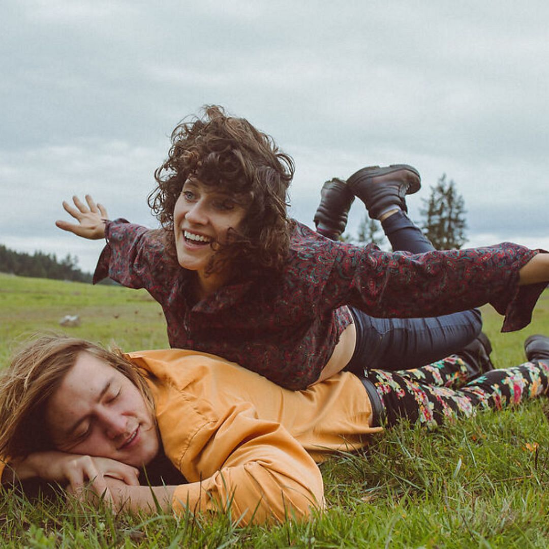 HANDMADE MOMENTS with guests Annie J Tickets at Nectar Lounge in ...