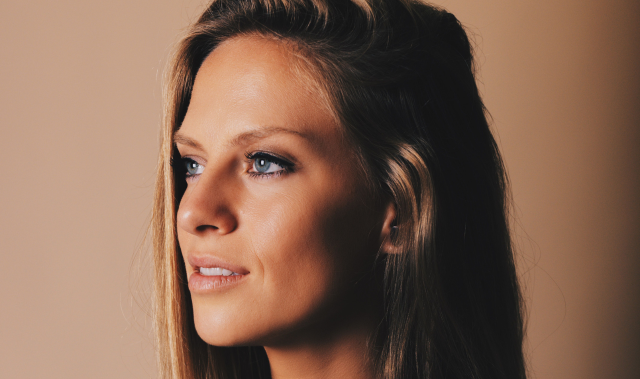Nora En Pure Après Ski Music Series Tickets At The Snow Lodge In Aspen By The Snow Lodge Tixr