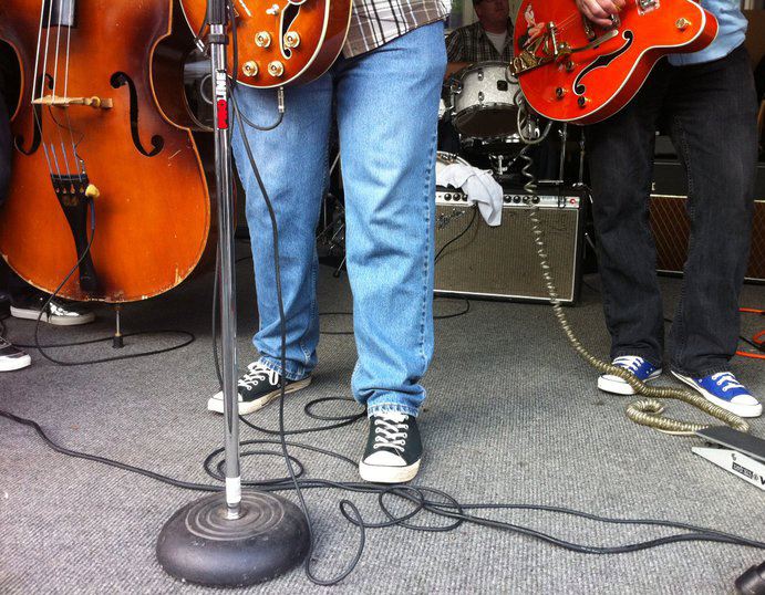 Big Fat Combo / Derek Holcomb (The Furors) Tickets at Cafe Nine in New ...